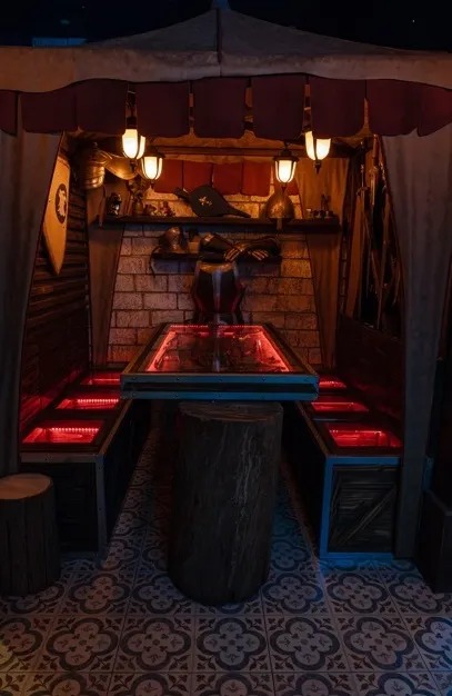 Taverna Medieval: Hamburgueria temática amplia e inaugura Casa da Bruxa ...