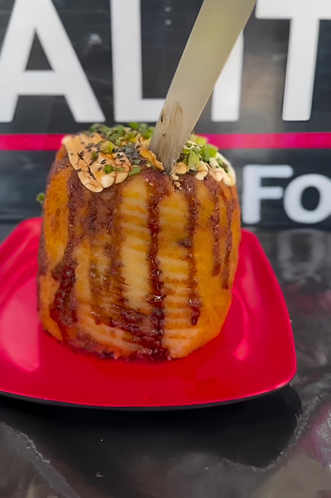 Panettone de sushi? Espaço viraliza com 'sushittone' e promete ...