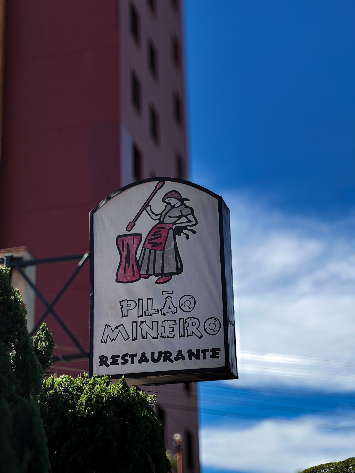 Restaurante mineiro com rodízio de churrasco e espaço kids é pedida ...