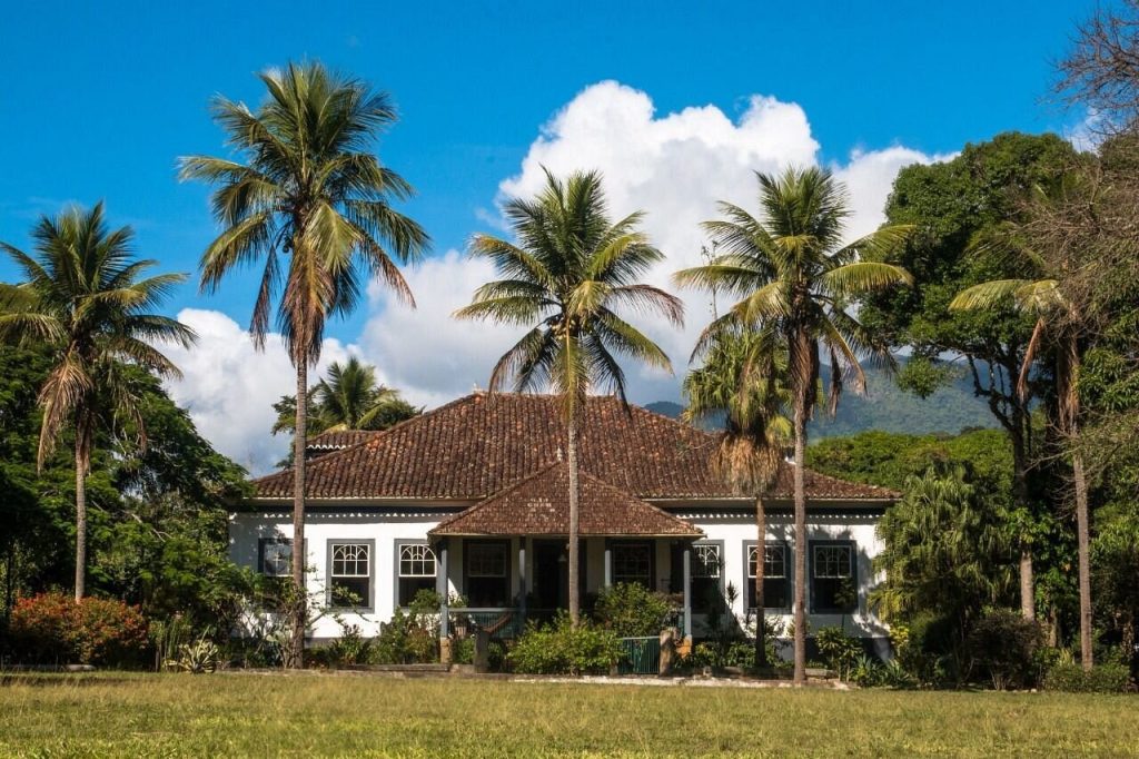 Fazenda histórica no interior de São Paulo mantém senzala original ...