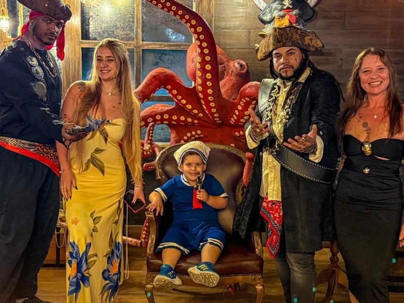 Bloquinho Pirata: Pizzaria temática de São Paulo promove Carnaval com ...