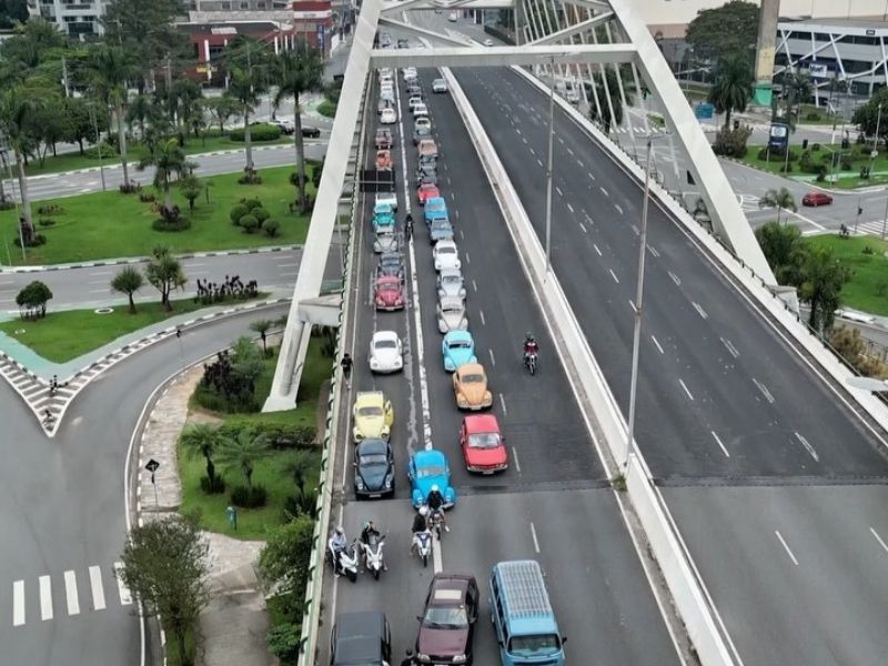 Carros da Corrida Maluca ganham versão real em evento com clássicos em ...